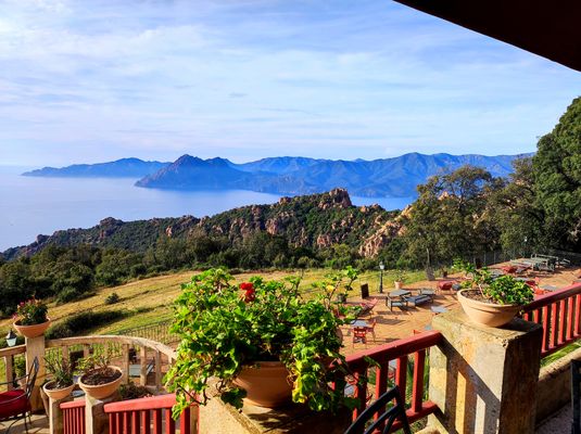 Hôtel Les Roches Rouges – Piana : Le charme d’un ancien palace avec vue ...
